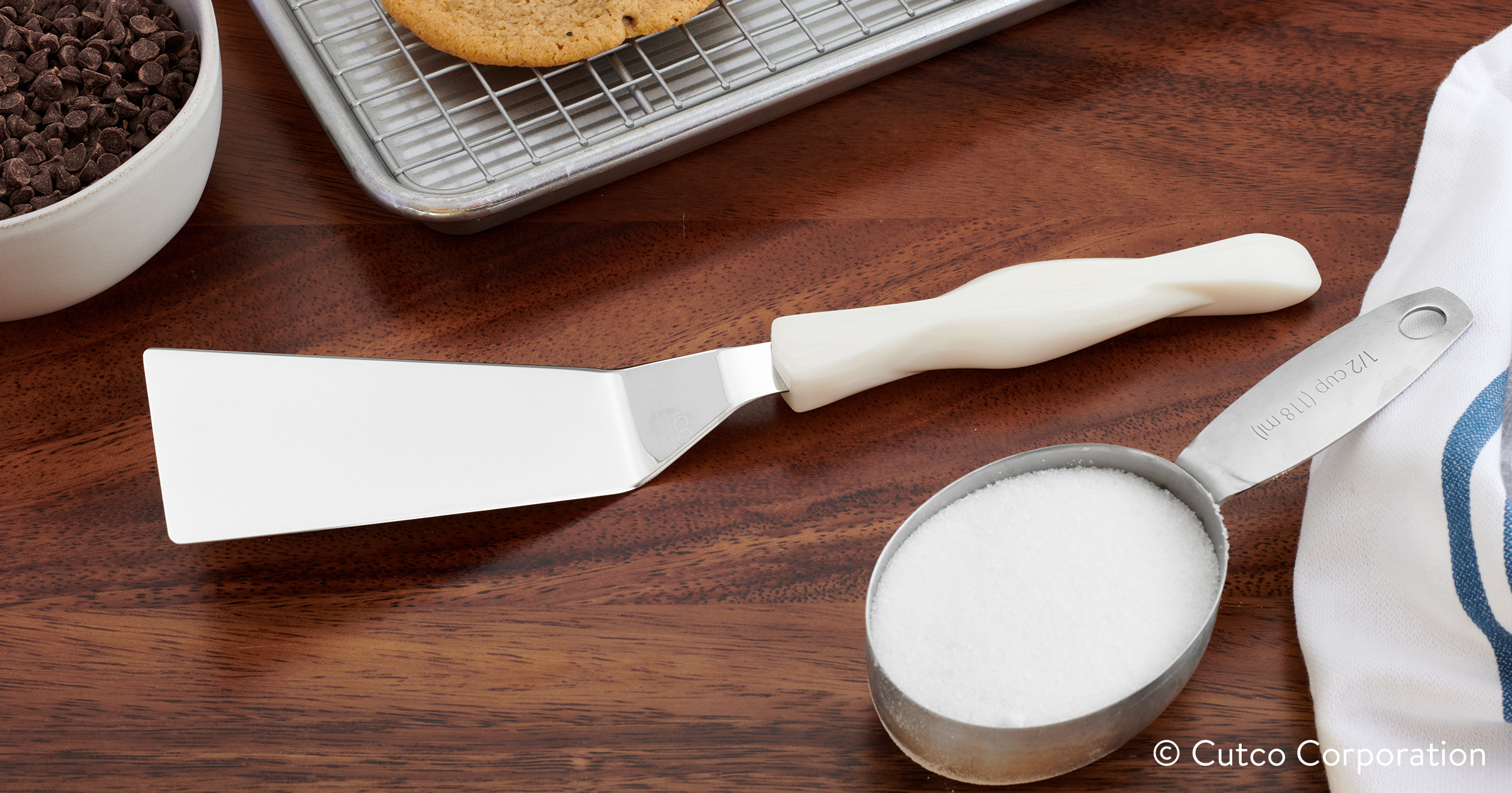 Turn n' Serve | Serving Tools by Cutco