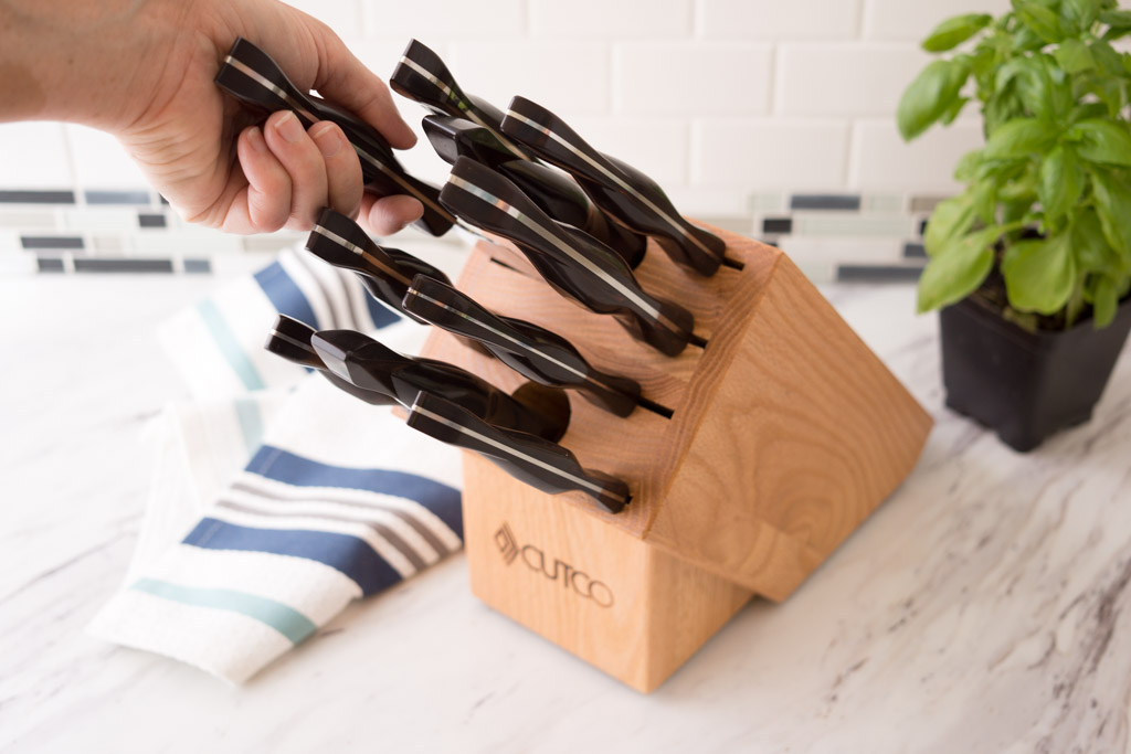 12 Kitchen Knife Safety Tips 12 Kitchen Knife Safety Tips